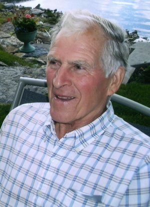 Gordon Sweeney - MacCoubrey Funeral Home Ltd.