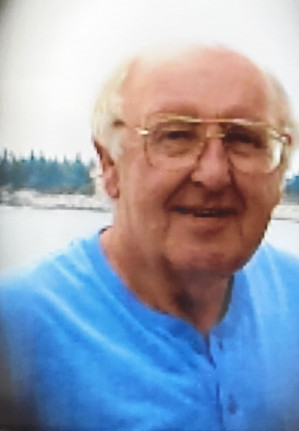 Robert Ross Cherry - MacCoubrey Funeral Home Ltd.