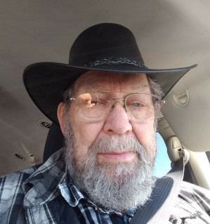 Vinald Everett Tidd - MacCoubrey Funeral Home Ltd.